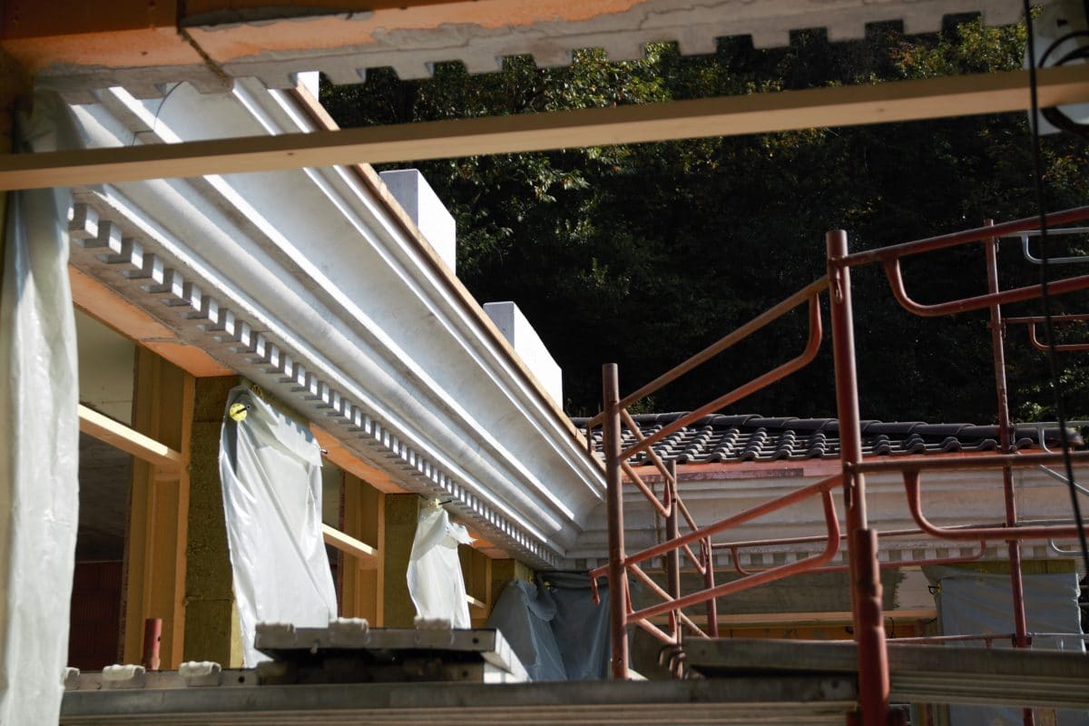 Coffrage pour corniches béton en polystyrène - Arbloc